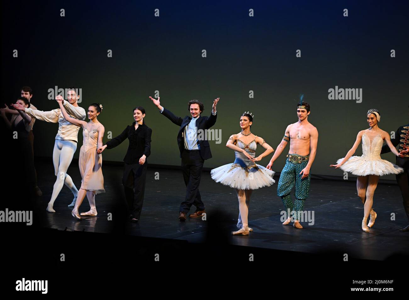 Alina ivan Banque de photographies et d’images à haute résolution - Alamy