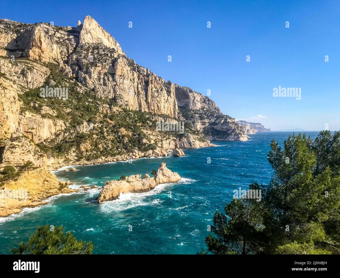 Les calanques de la côte bleue Banque de photographies et d’images à ...