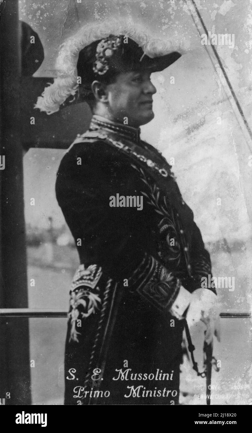 Fascismo - Duce Benito Mussolini Photo Stock - Alamy