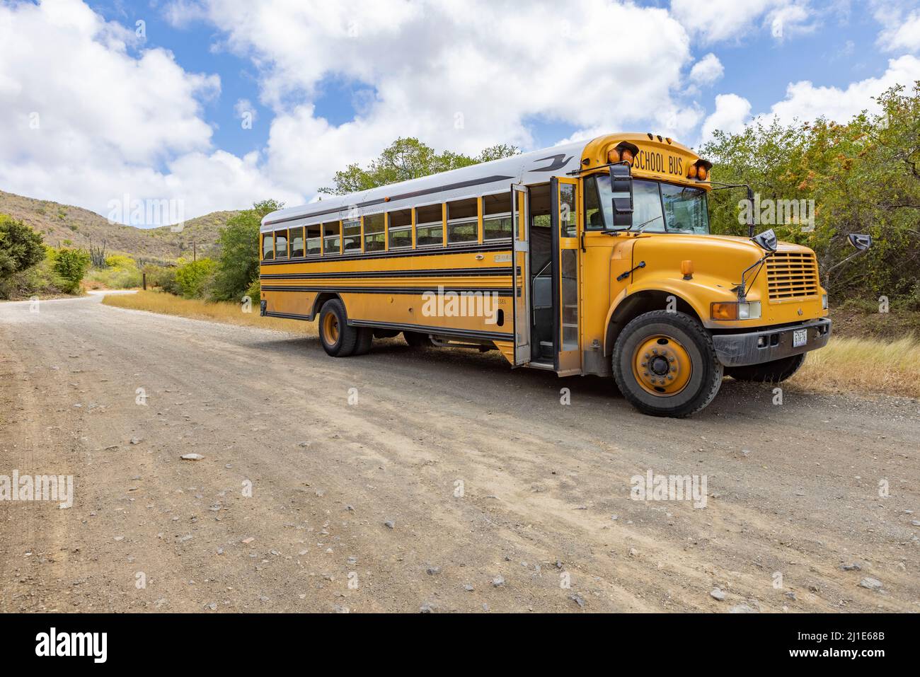 Gros bus scolaire jaune Banque de photographies et d’images à haute ...