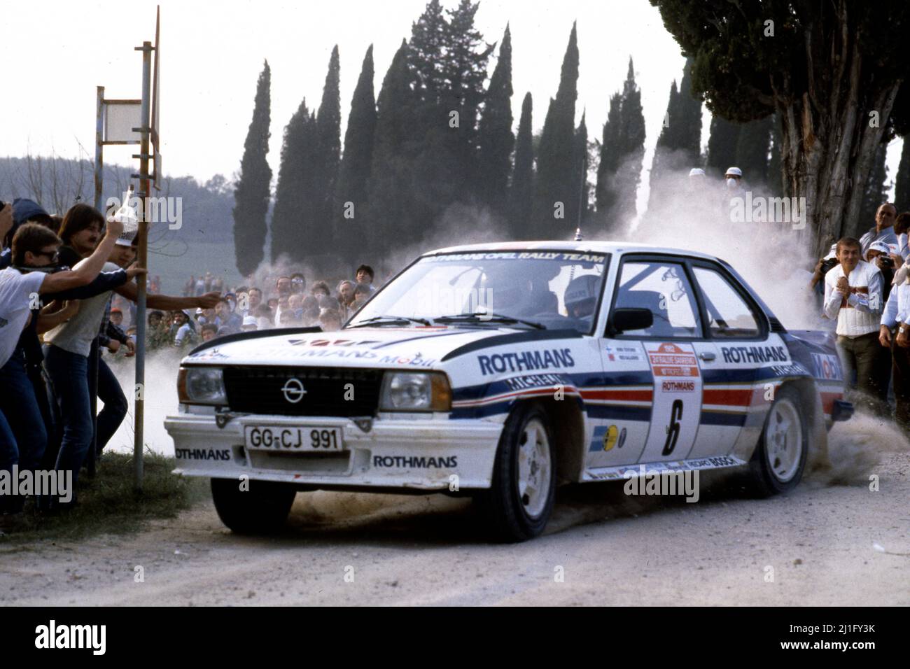 Henri Toivonen (fin) Fred Callagher (GBR) Opel Ascona 400 GR4 Rothmans ...
