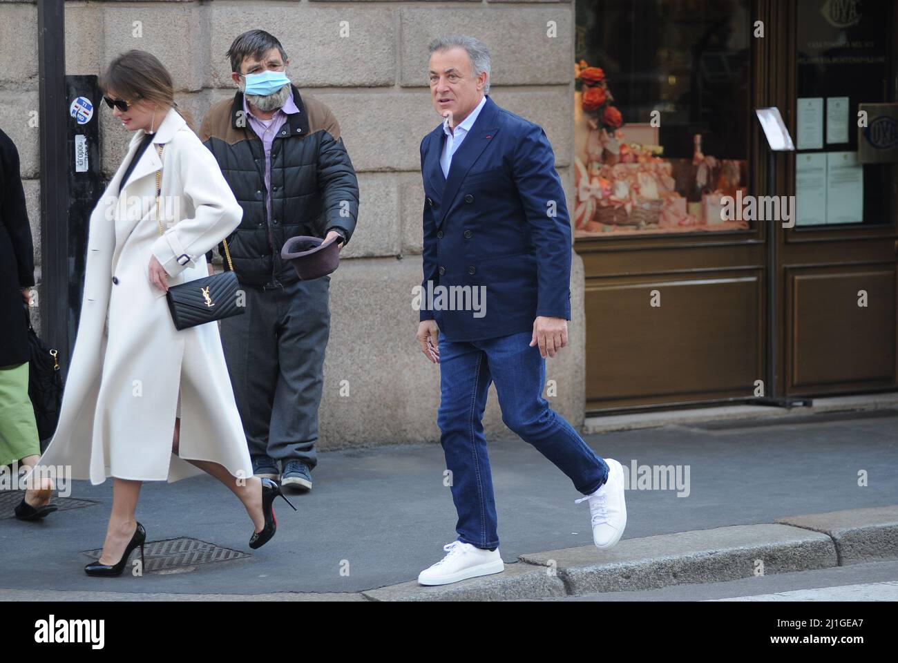 Alesi kumiko jean alesi Banque de photographies et d’images à haute résolution - Alamy