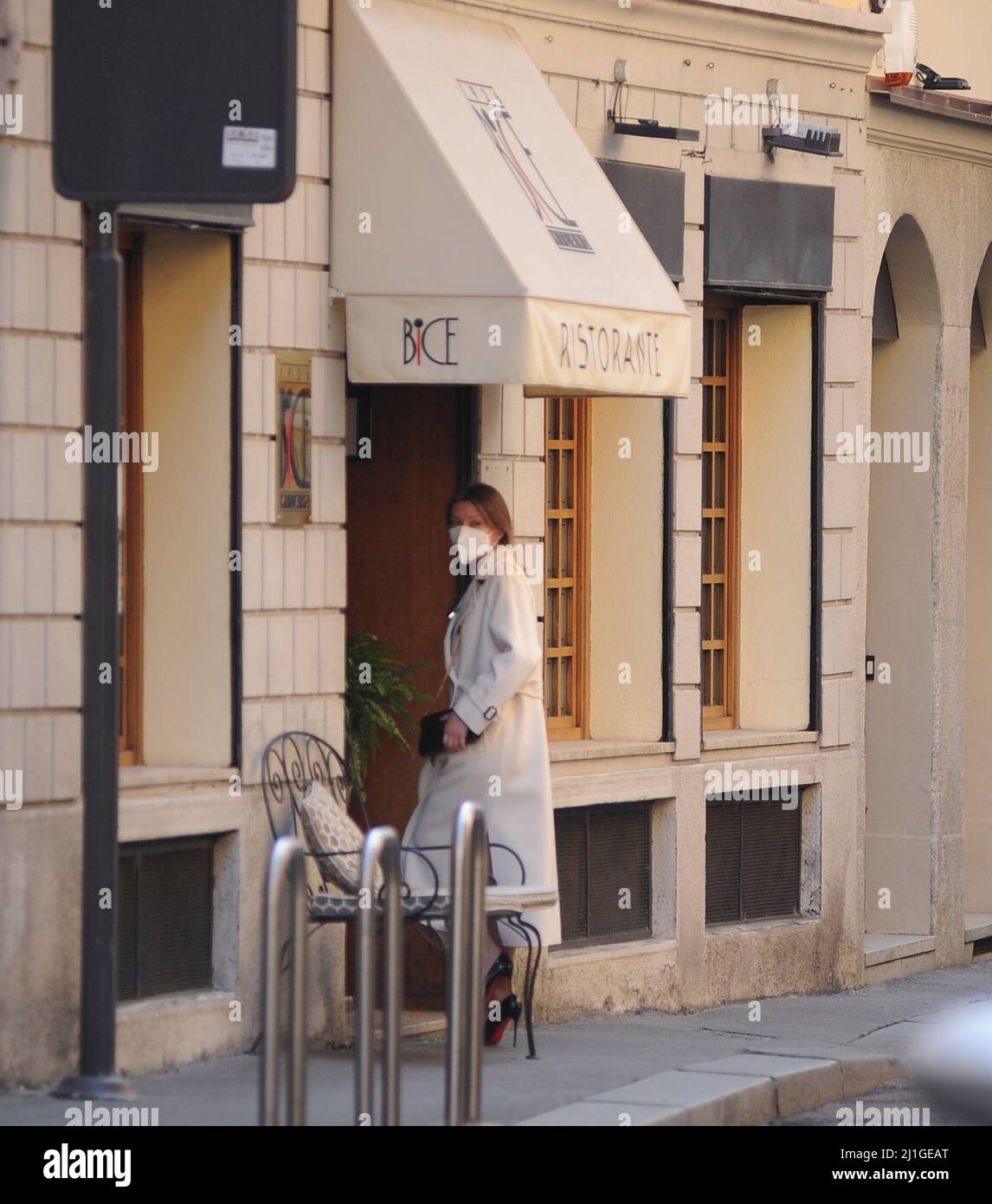 Milan, Italie. 25th mars 2022. Milan, 25-03-2022 JEAN ALESI, ancien pilote de formule 1, marié à ...