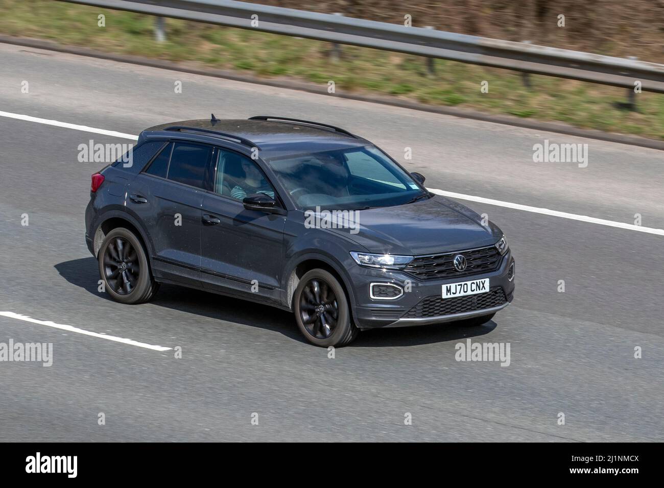 2020 gris VW Volkswagen T-Roc Black Edition TSI EVO se R-Line conduite ...
