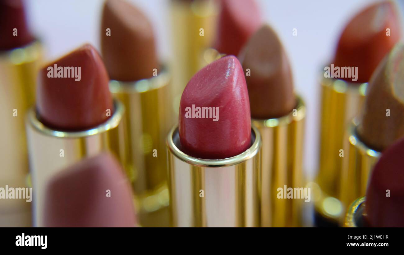 Teintes de rouge Banque de photographies et d’images à haute résolution ...