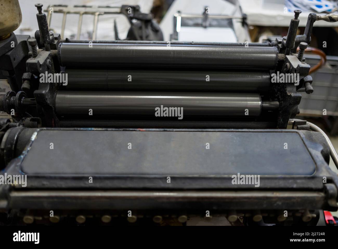 La presse originale de Heidelberg Platen dans le musée Sampoerna. Une ...