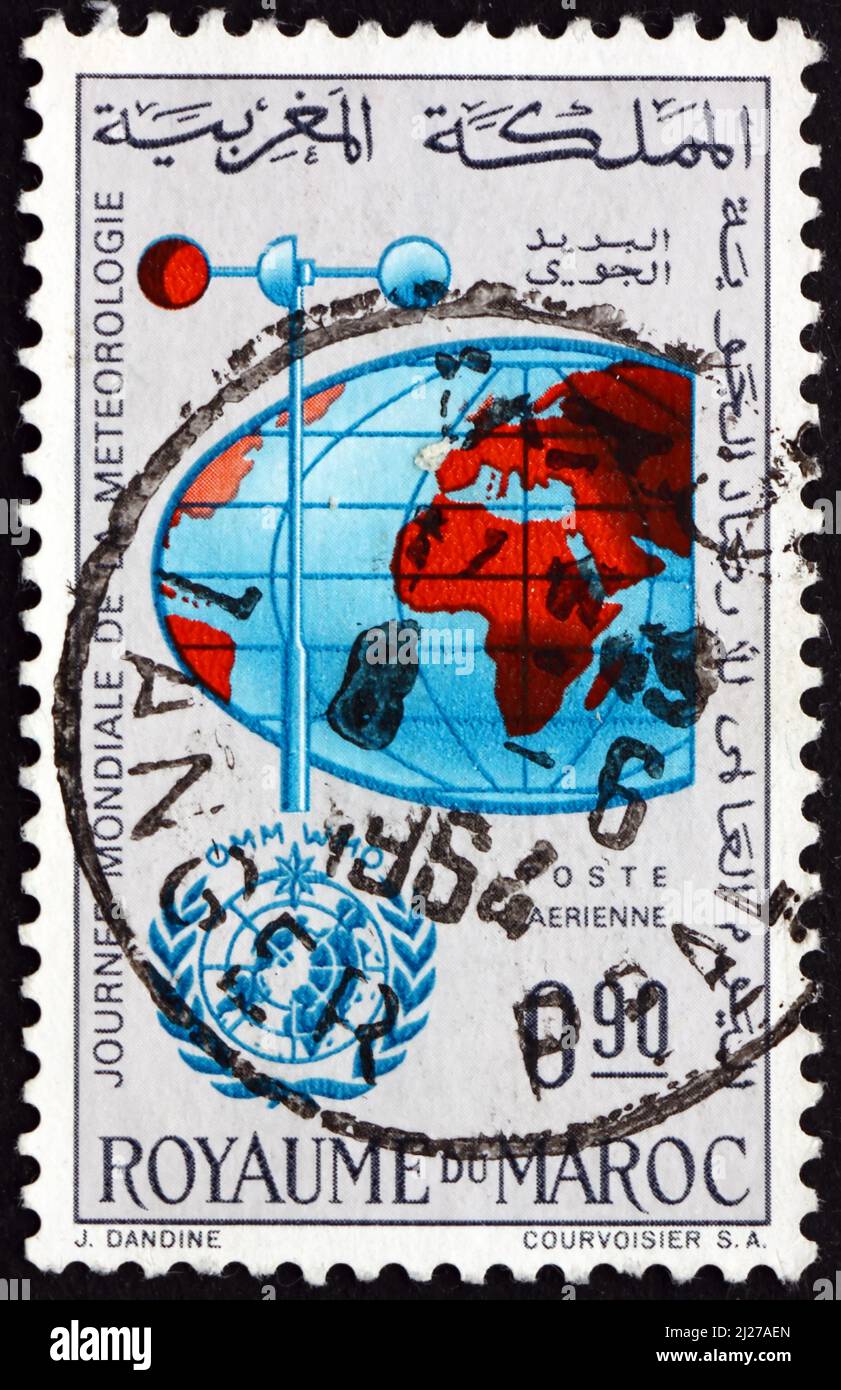MAROC - VERS 1964: Un timbre imprimé au Maroc montre Anemometer et ...