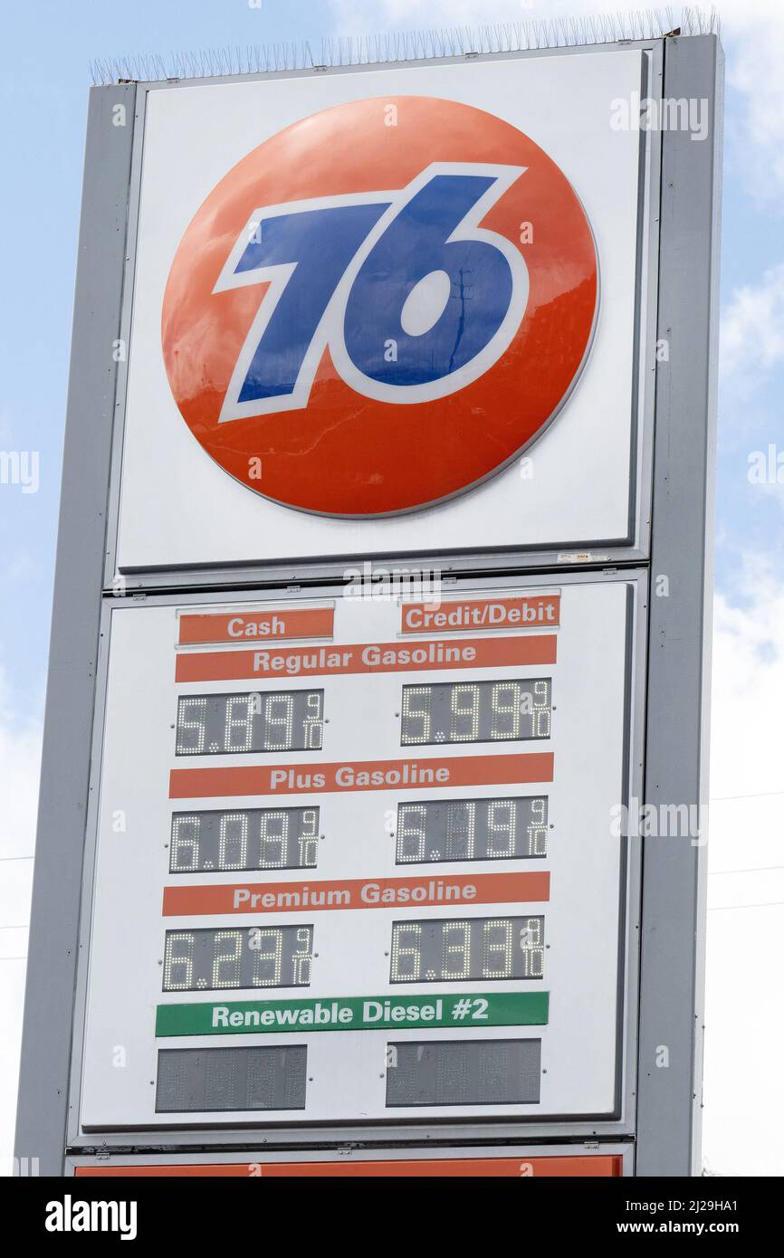 76 gas station sign Banque de photographies et d’images à haute ...