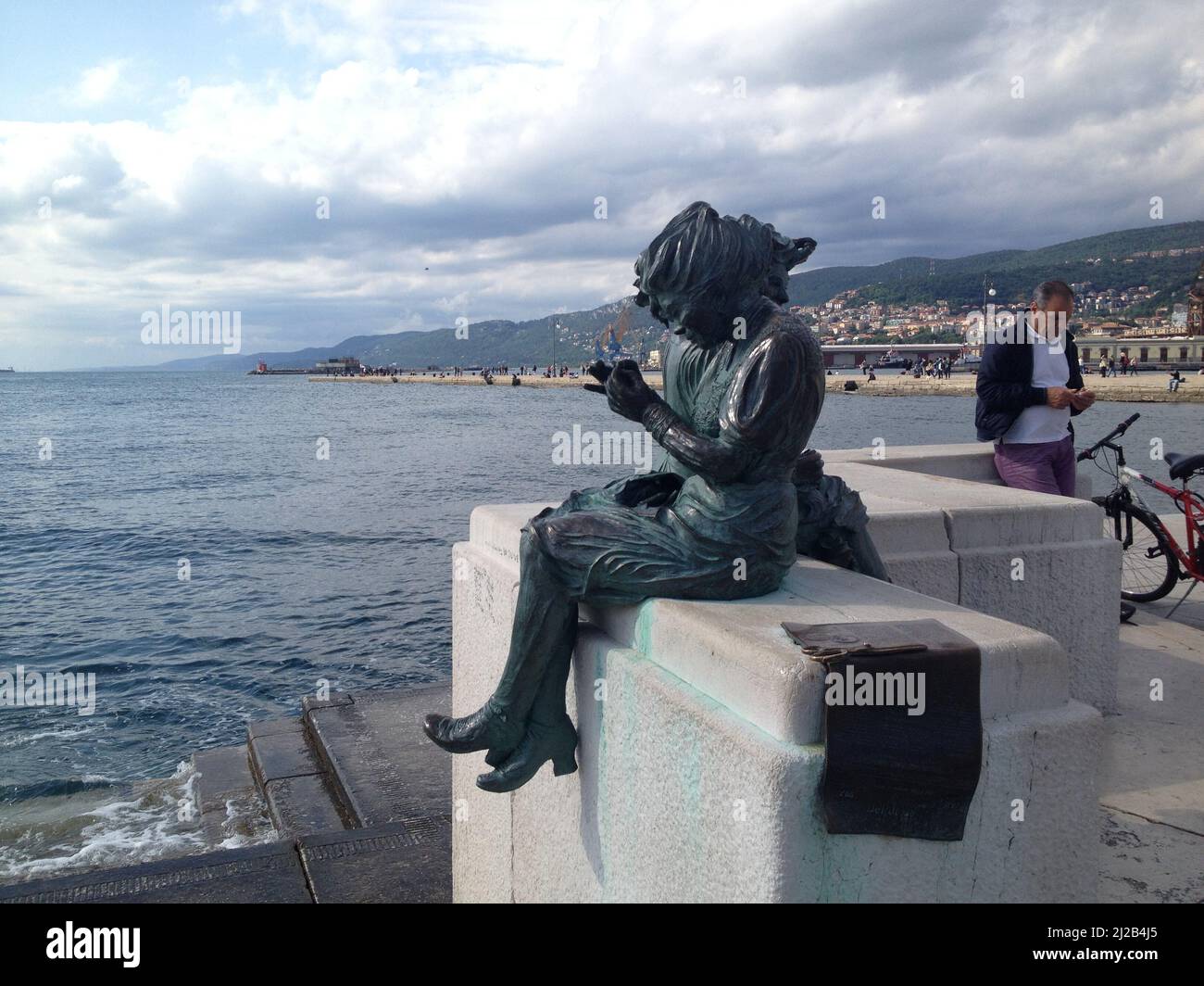 Trieste port Banque de photographies et d’images à haute résolution - Alamy