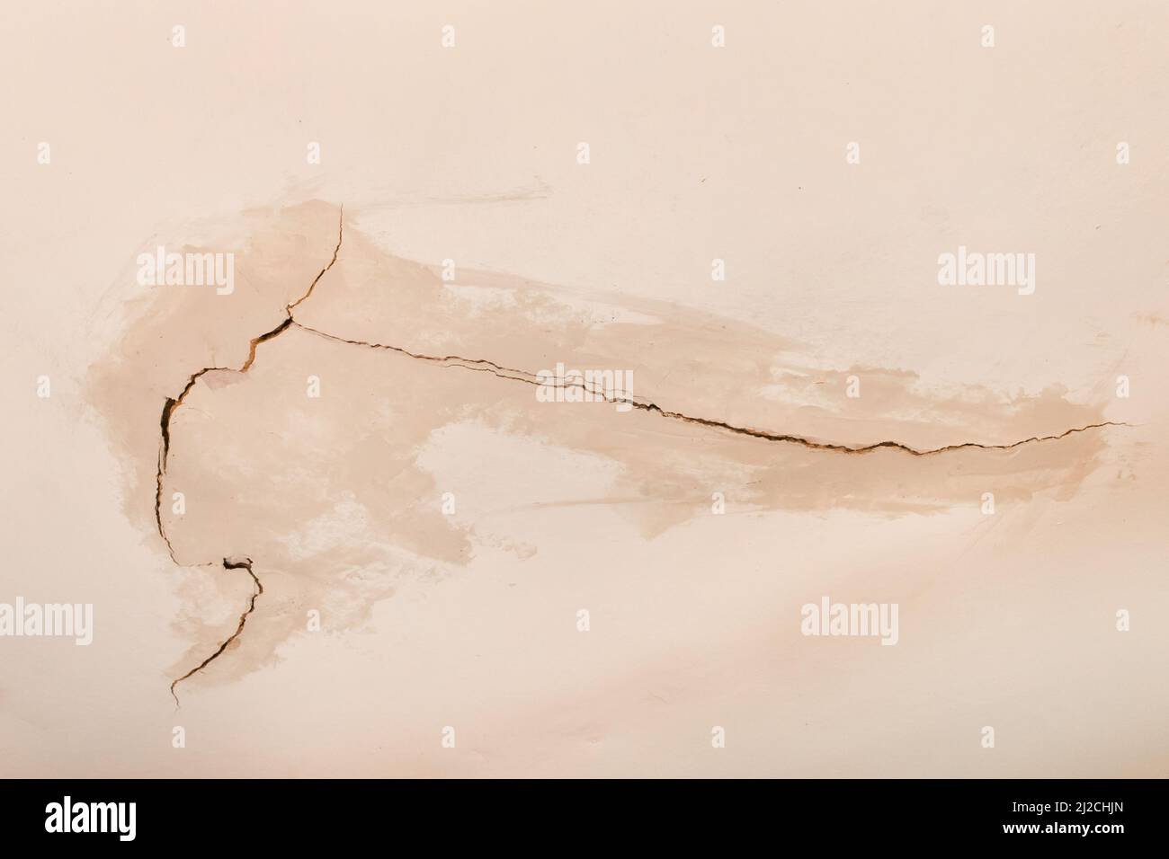 Surface ancienne fissurée mur perturbé fissure texture arrière-plan ...