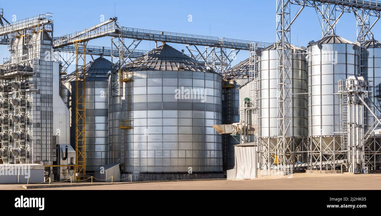 vue panoramique sur les silos agro-alimentaires élévateur de granary ...