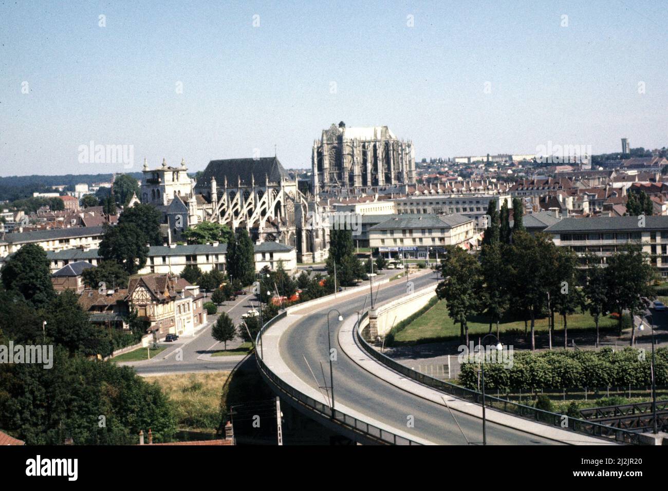 Cathédrale de beauvais Banque de photographies et d’images à haute ...