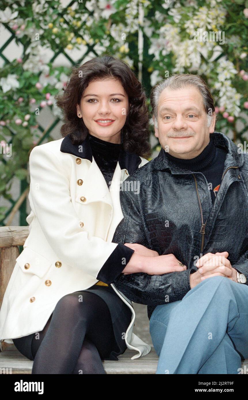 Catherine zeta jones darling buds Banque de photographies et d’images à ...