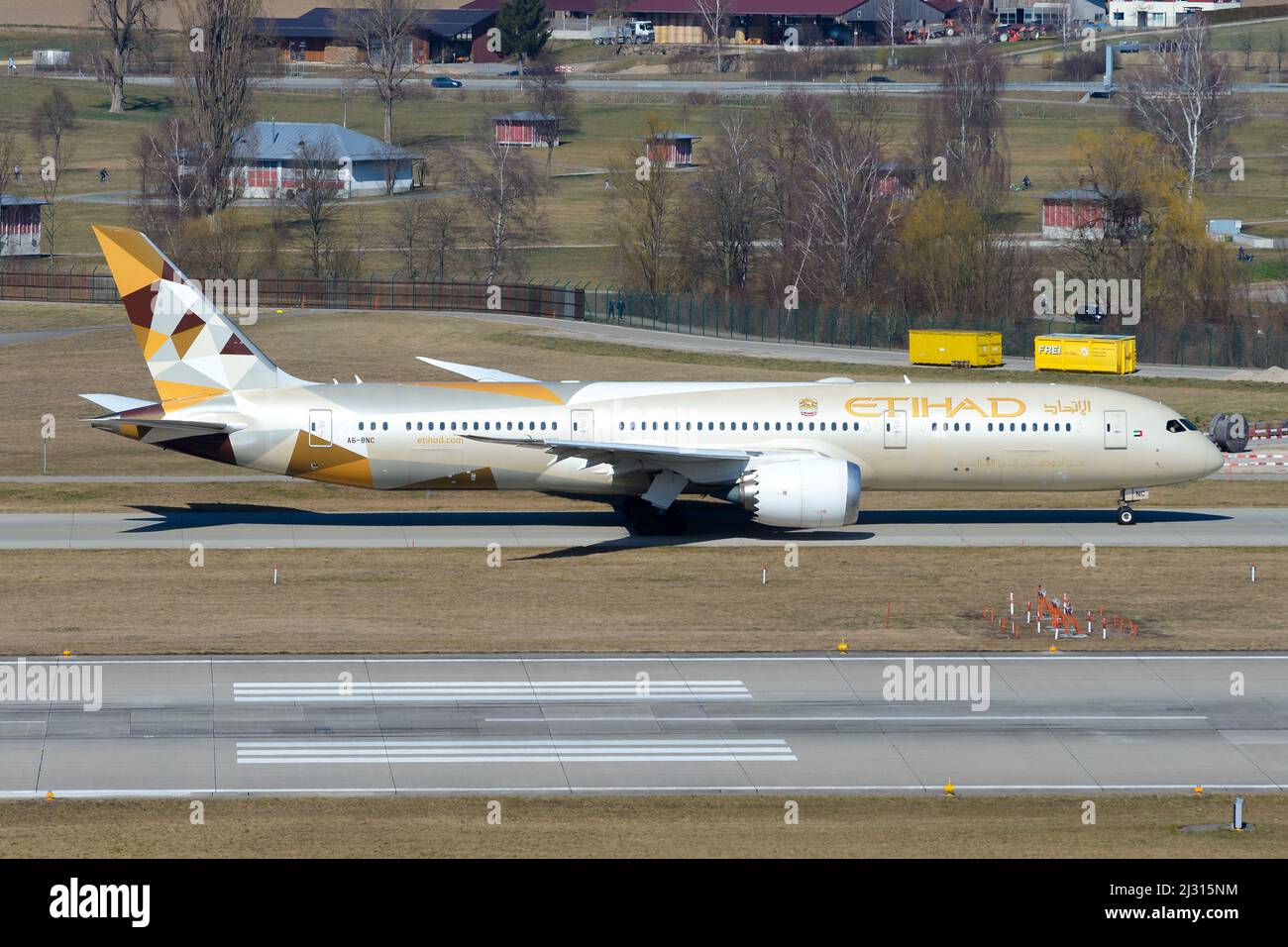 Etihad airways boeing 787 Banque de photographies et d’images à haute ...