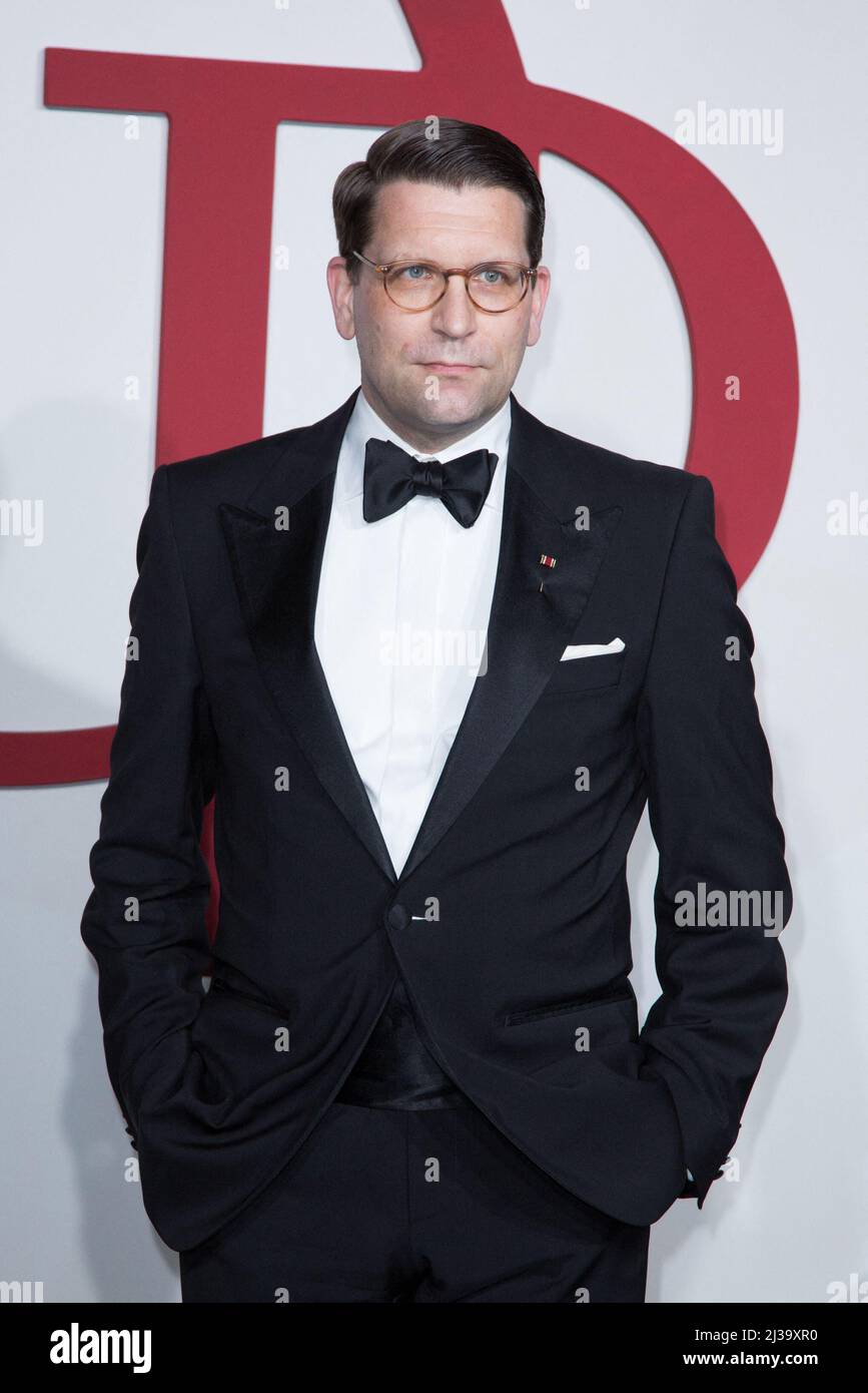 Alexander Neef participe au Gala lyrique du printemps avec l'américain ...