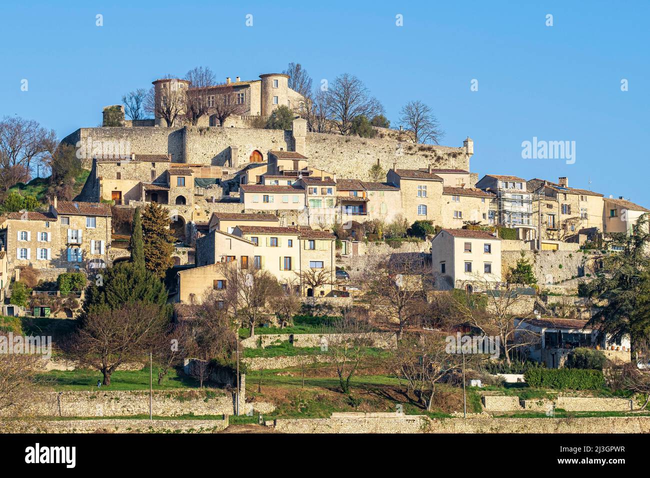 France, Alpes-de-haute-Provence, Mane, villages et villes de caractère ...