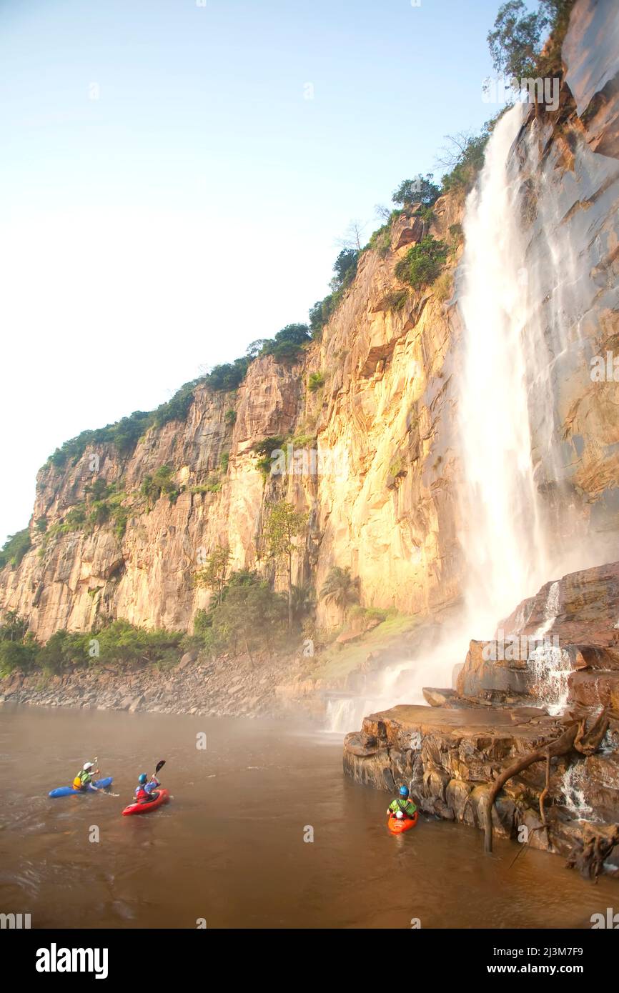 Congo river waterfall Banque de photographies et d’images à haute ...