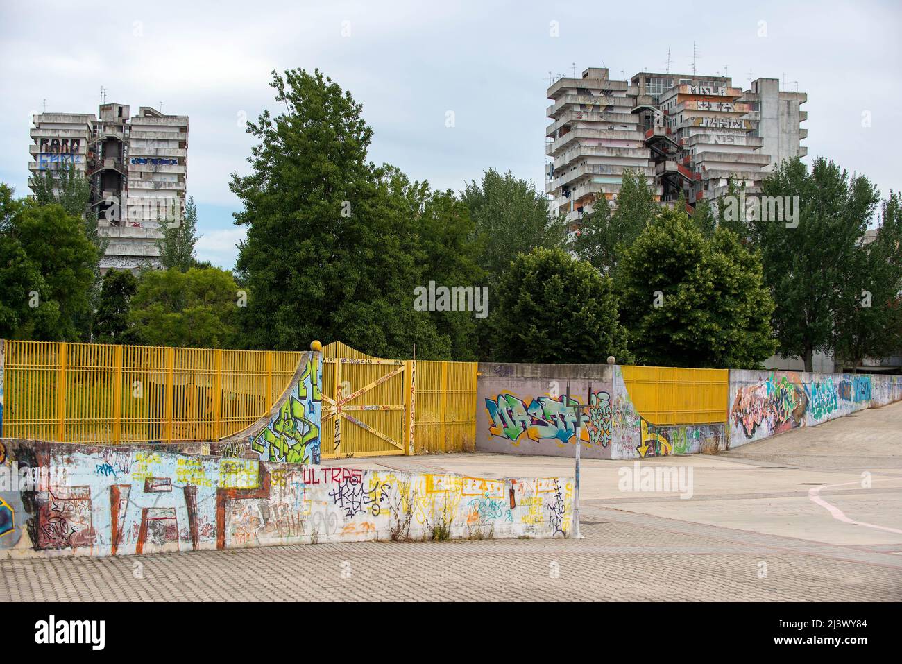 Scampia architecture Banque de photographies et d’images à haute ...