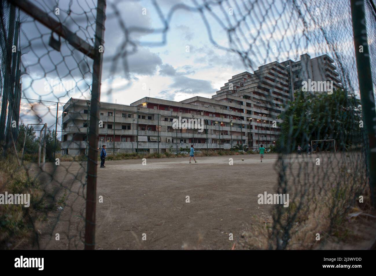Scampia architecture Banque de photographies et d’images à haute ...