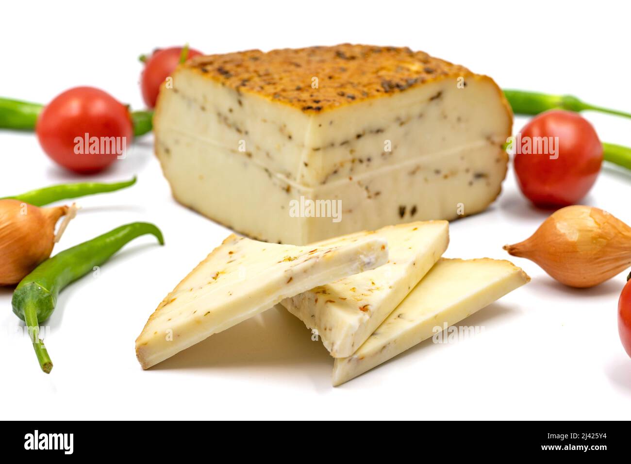 Fromage sur fond blanc Banque de photographies et d’images à haute ...