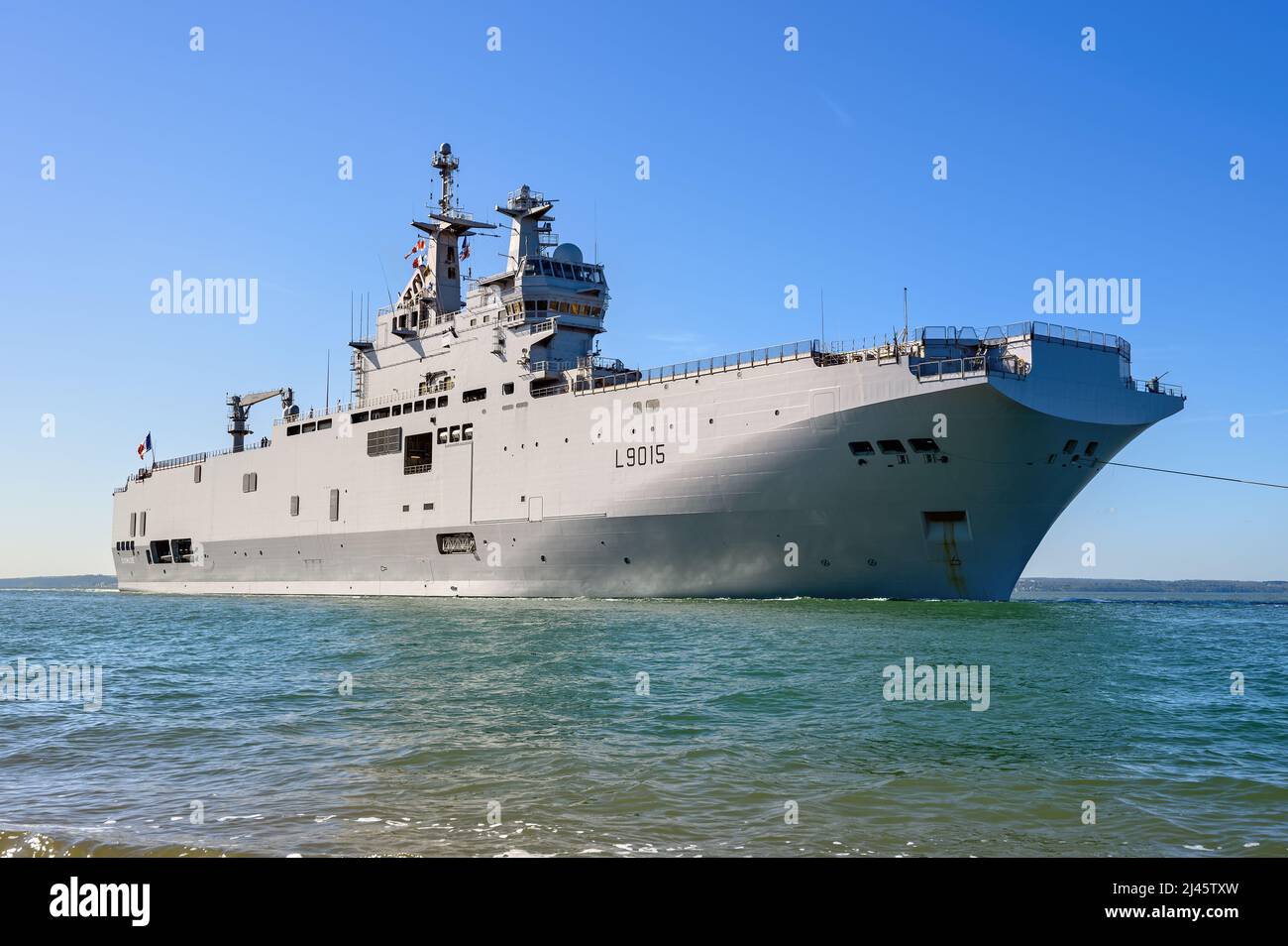 Navire d'assaut amphibie classe mistral Banque de photographies et d ...