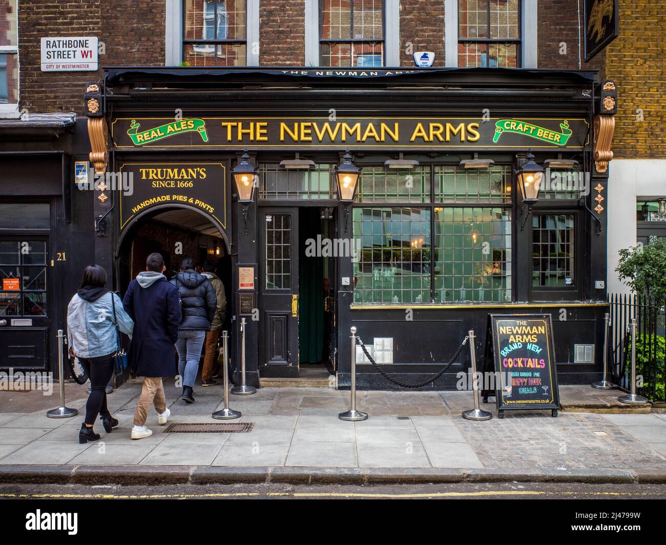 Pub proles george orwells Banque de photographies et d’images à haute ...