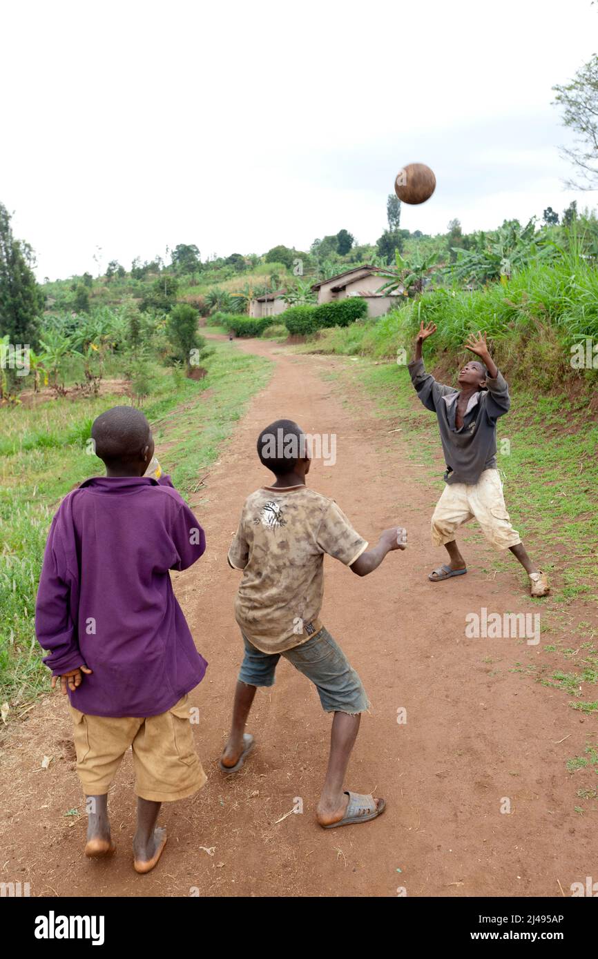 Huye district Banque de photographies et d’images à haute résolution ...