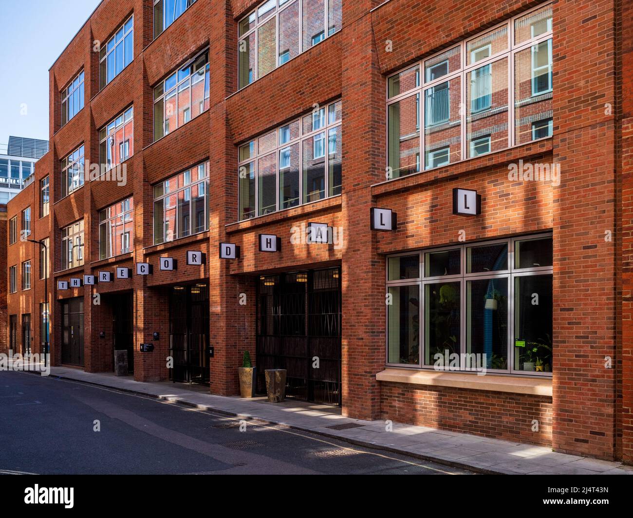 Architectes karakusevic carson Banque de photographies et d’images à ...