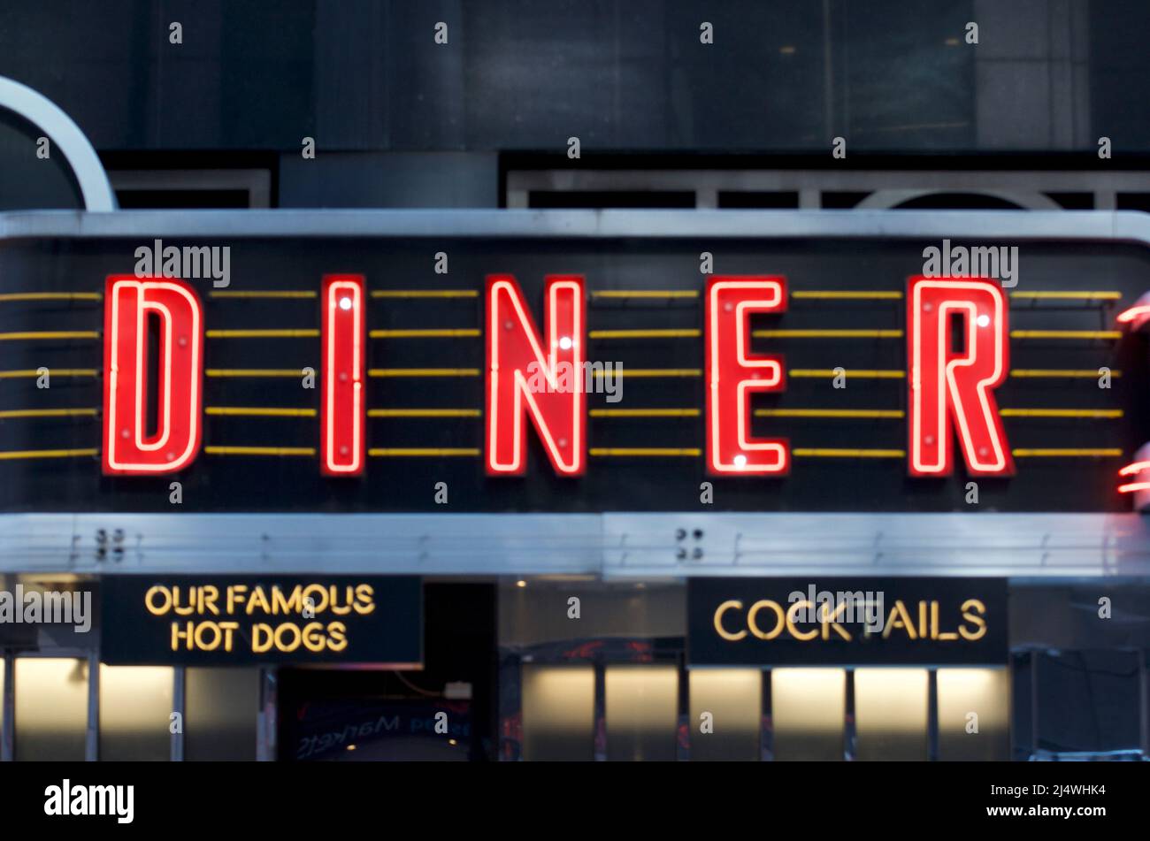 Neon diner sign Banque de photographies et d’images à haute résolution - Alamy