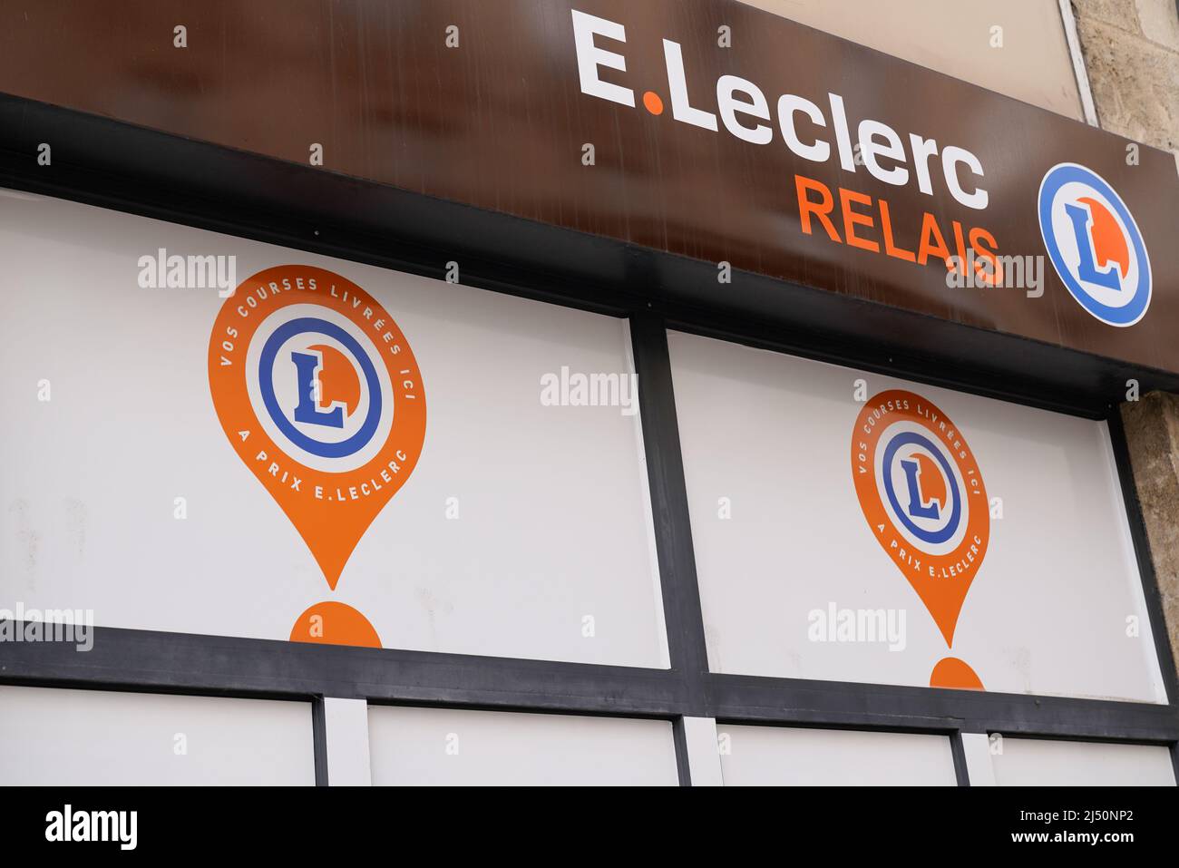 E leclerc relais Banque de photographies et d’images à haute résolution ...