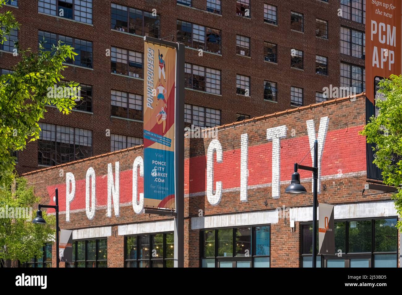 Lieux mixtes Banque de photographies et d’images à haute résolution - Alamy