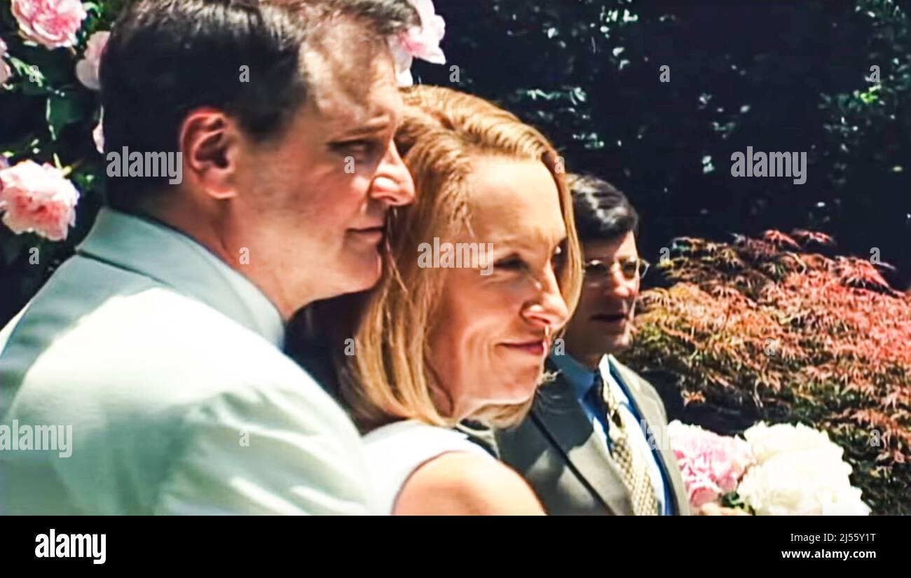 ÉTATS-UNIS. Colin Firth et Toni Collette dans une scène de (C)HBO mini ...