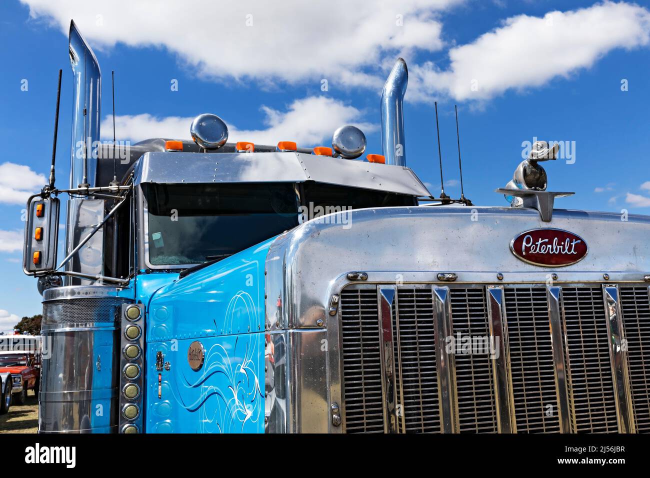 Trucks Australia / Peterbilt 379 Series 425 HP semi-Truck dans la ville ...