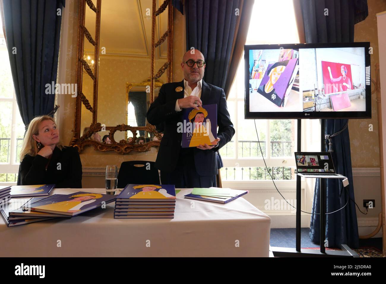 DEVOIR : Lettre d'amour à la reine Elizabeth 11 . Nouveau livre de l ...