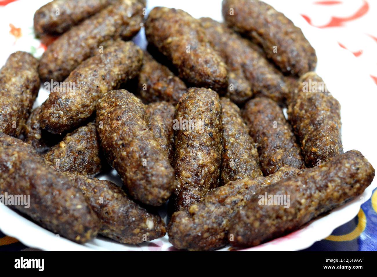 Cuisine arabe traditionnelle égyptienne de viande de bœuf hachée ...