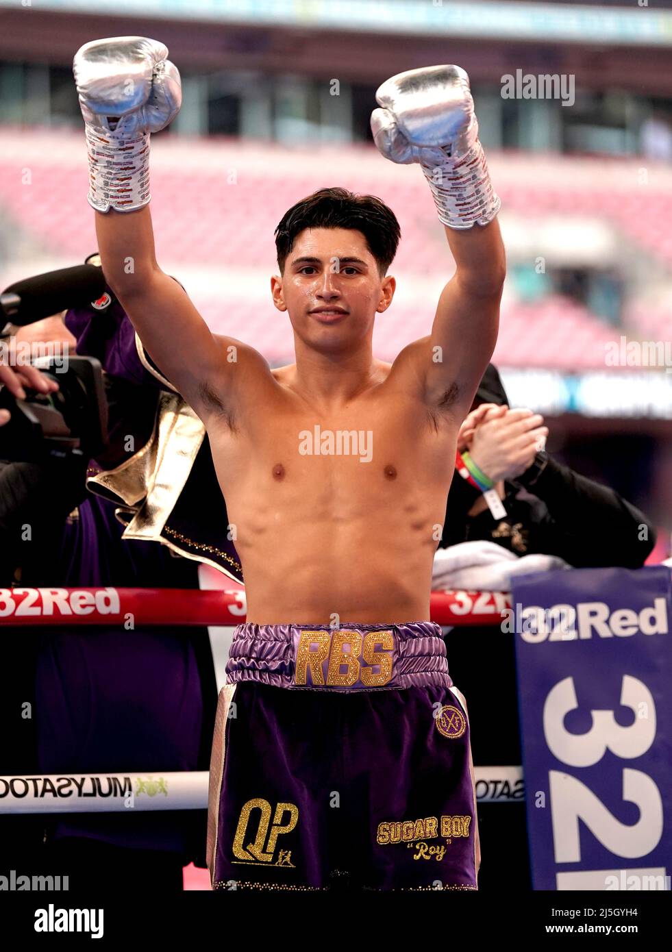 Royston Barney-Smith avant son combat Super Featherweight contre ...