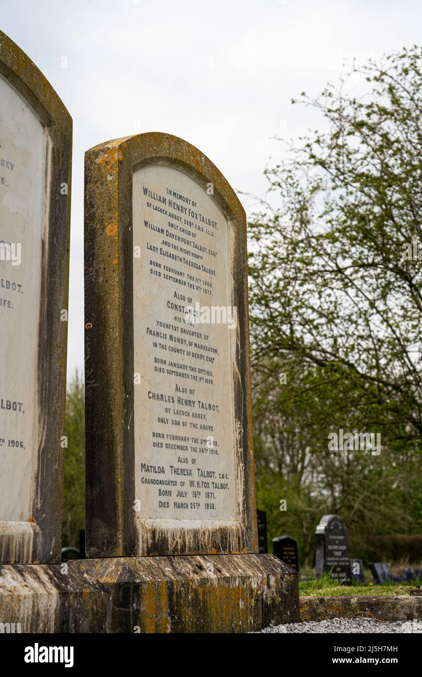 Pierre tombale de William Henry Fox Talbot, un scientifique anglais ...