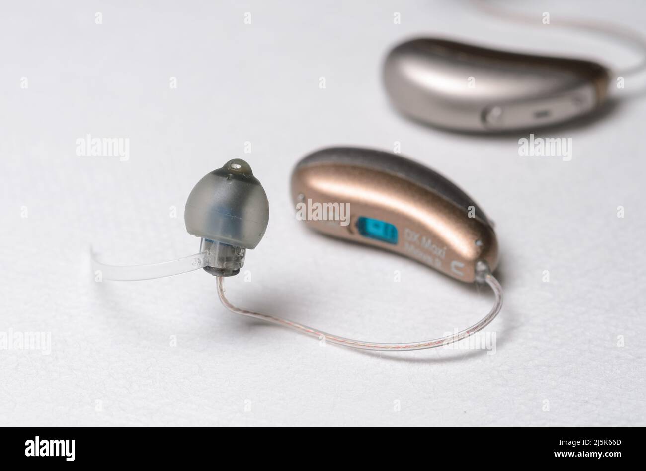 Prothèses auditives Banque de photographies et d’images à haute ...