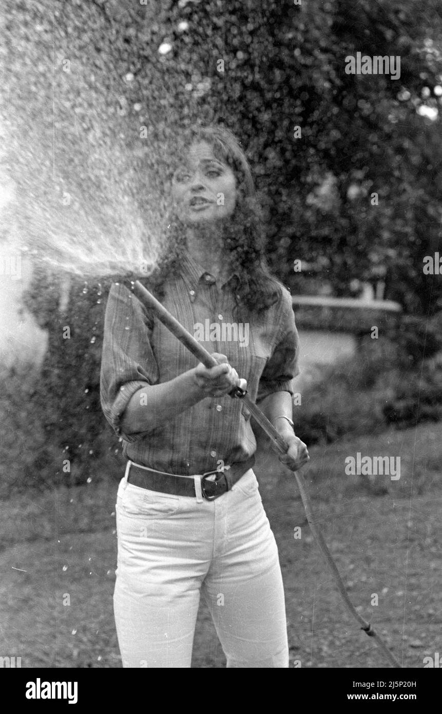 Marie versini Banque d'images noir et blanc - Alamy