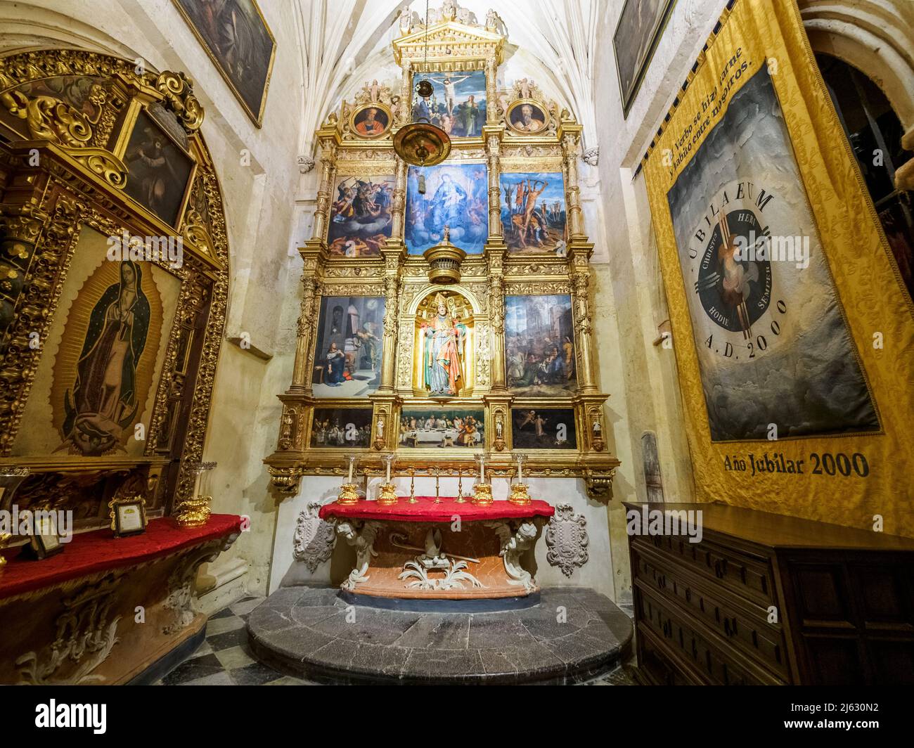 Capilla de Ihesu Verde y San Nicolas de Bari (Chapelle de Jésus-Vert et ...