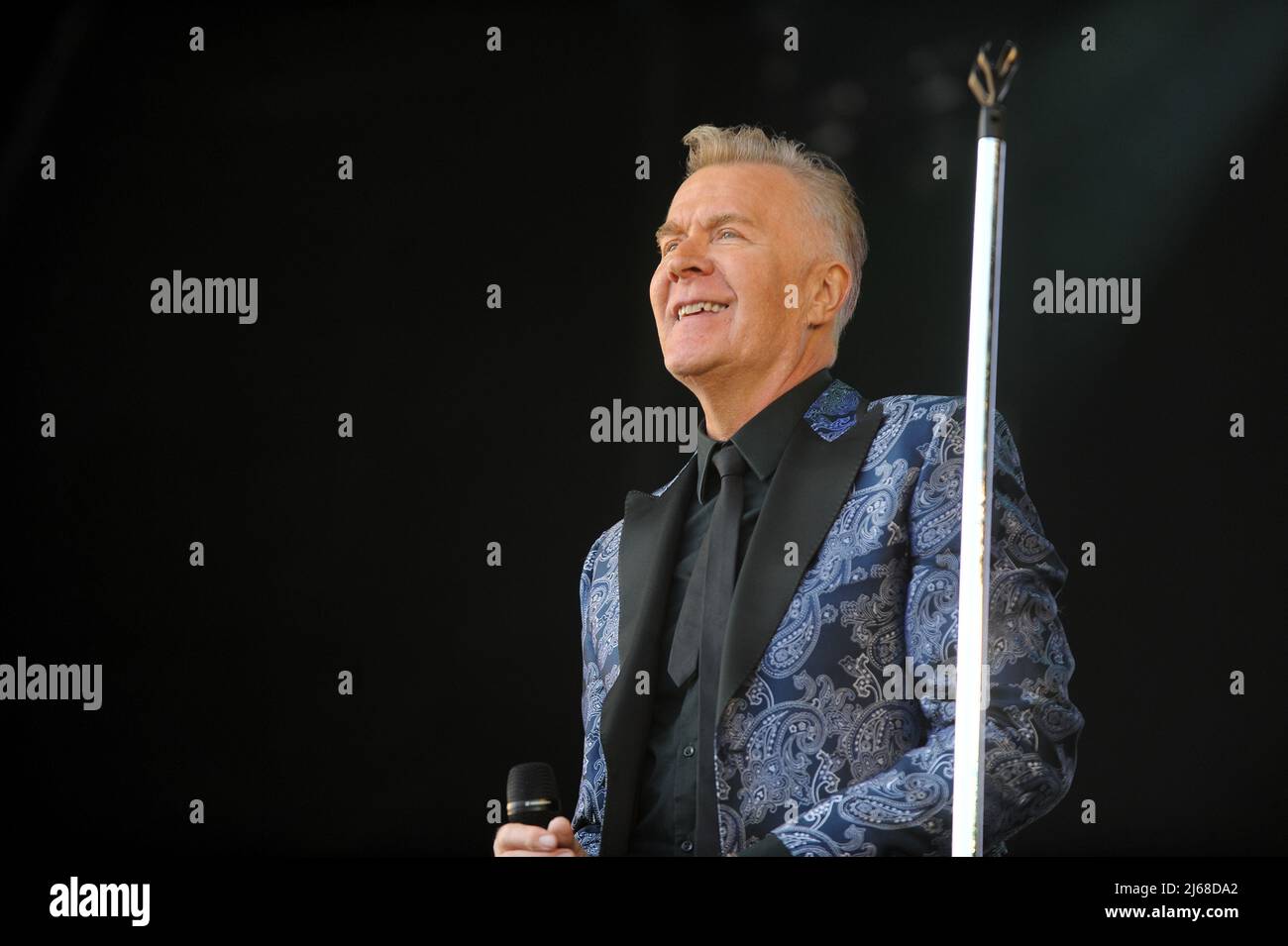 Martin Fry le chanteur principal du 80s Band ABC se présentant au ...