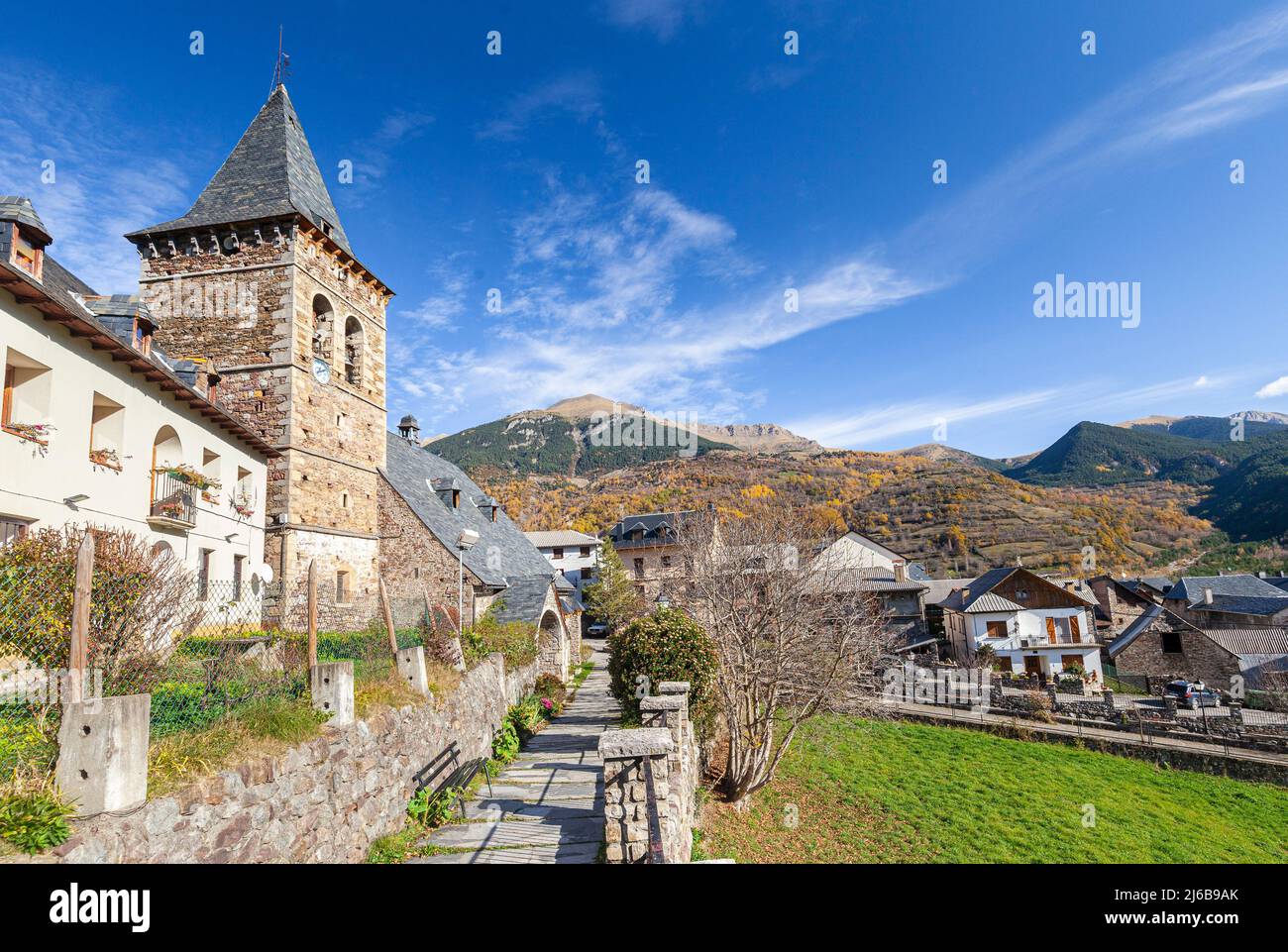 Valle de chistau huesca Banque de photographies et d’images à haute ...
