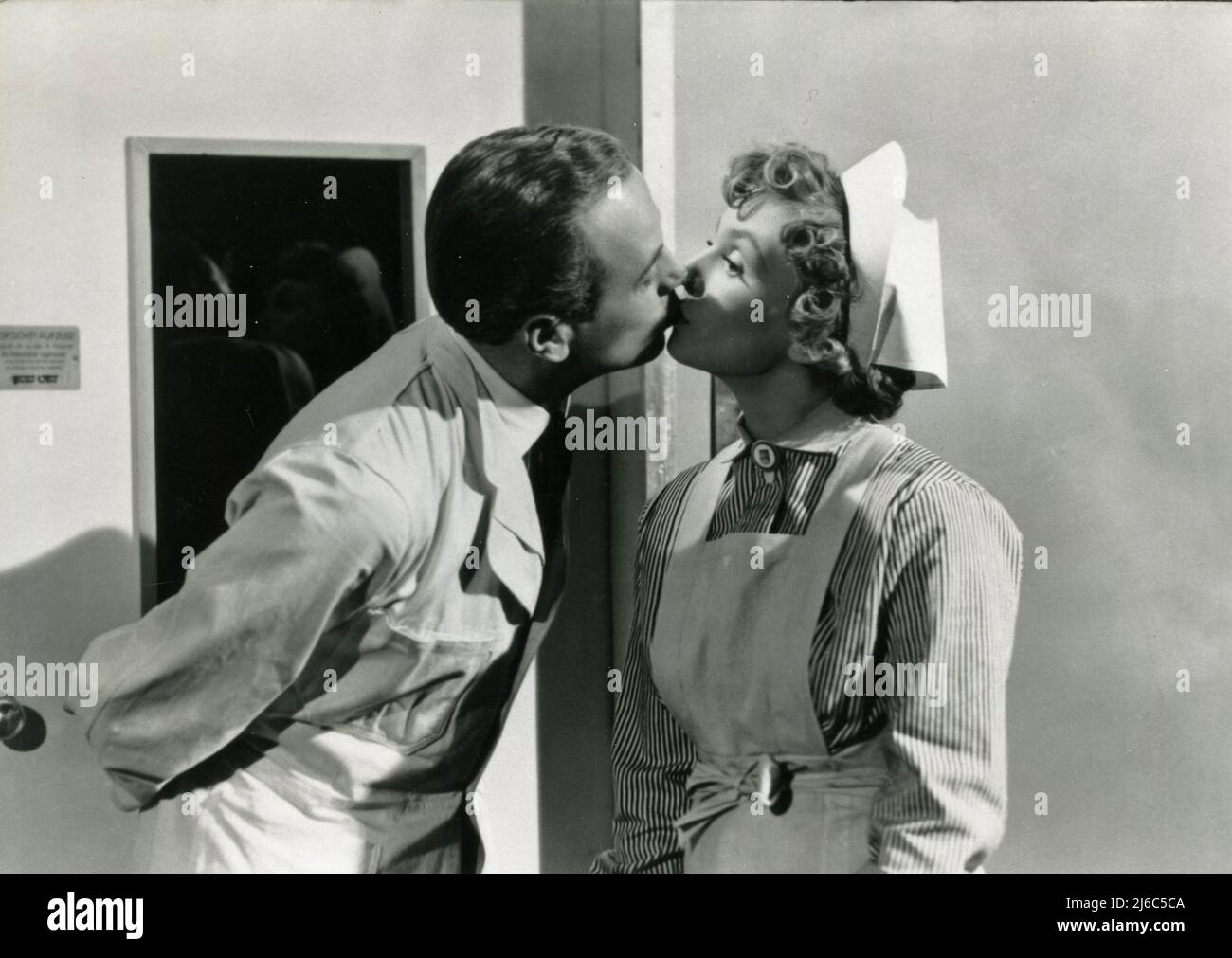 L'acteur allemand Peter Timm Schaufuss et l'actrice Ina Halley dans le ...