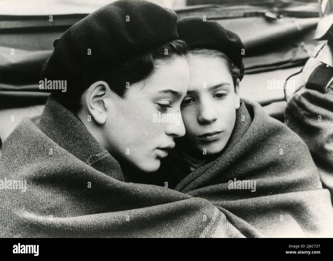 Aurevoir les enfants Banque de photographies et d’images à haute ...