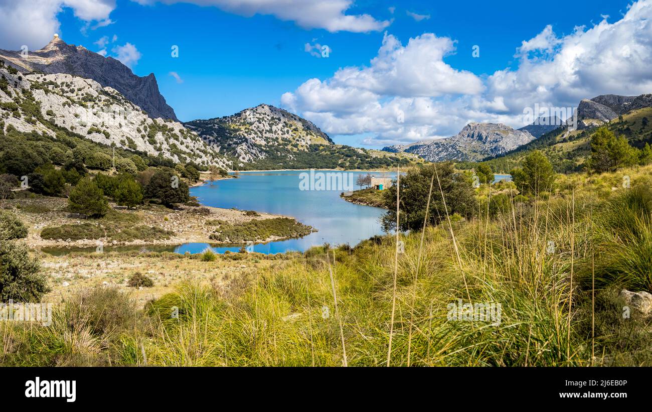 Refuge de cuber Banque de photographies et d’images à haute résolution ...