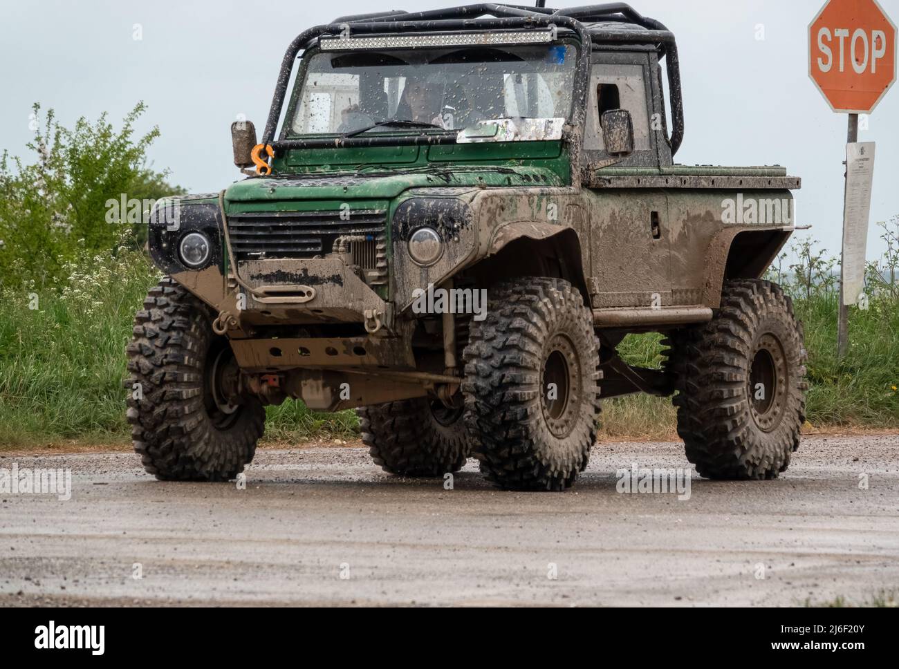 Land rover defender swb Banque de photographies et d’images à haute ...