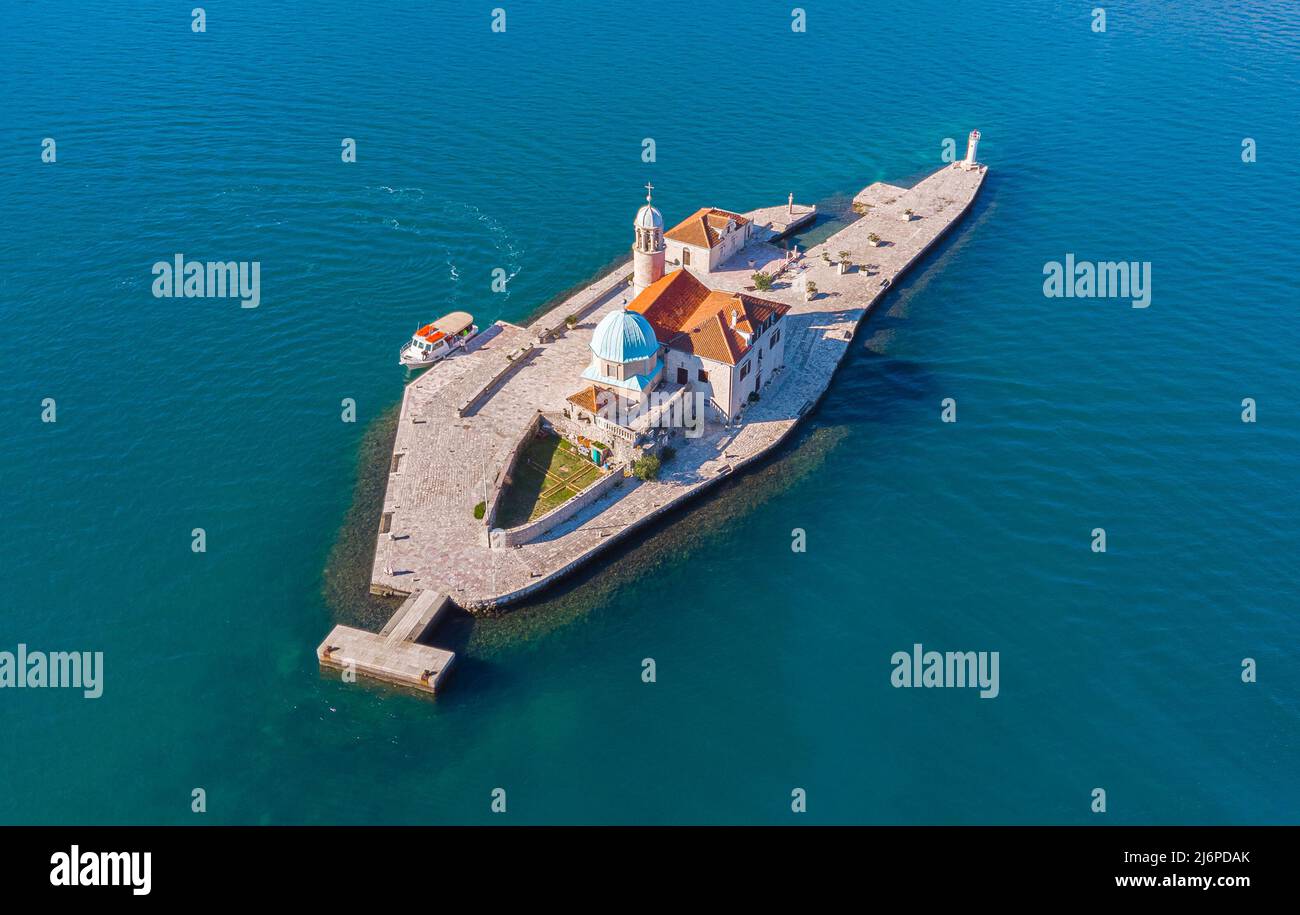 Notre dame des rochers kotor bay Banque de photographies et d’images à ...