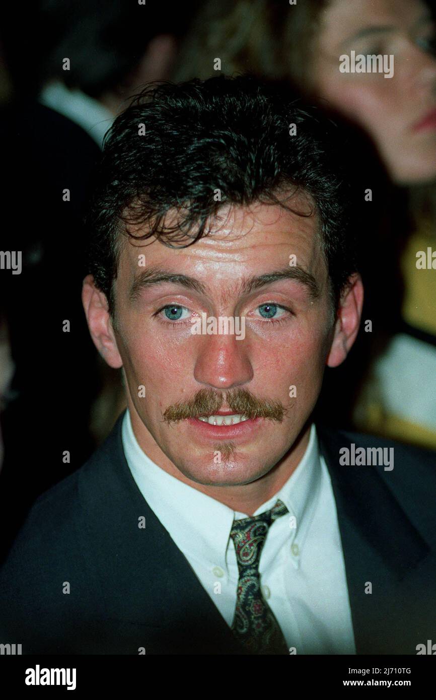 Barry mcguigan Banque de photographies et d’images à haute résolution ...