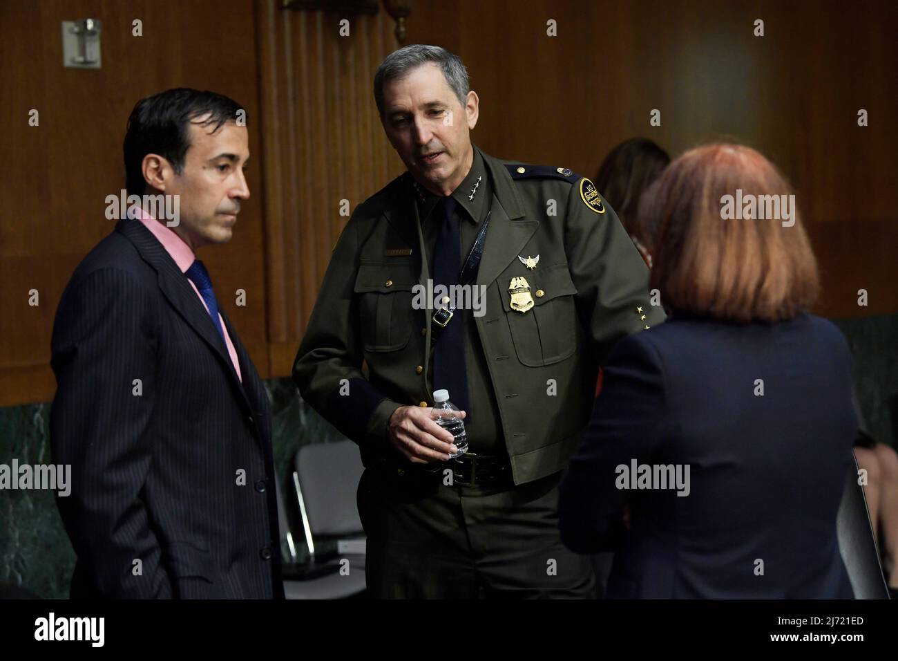 Le secrétaire adjoint par intérim à la politique frontalière et de l ...