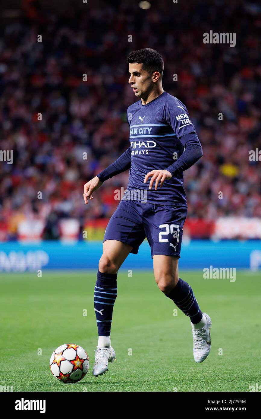MADRID - APR 13: Joao Cancelo en action pendant le match de la Ligue ...